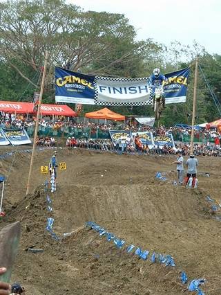 AsiaMX.org - Latest News: Aguilar Reigns Supreme In Camel Iloilo Supercross