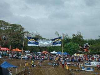 AsiaMX.org - Latest News: Aguilar Reigns Supreme In Camel Iloilo Supercross